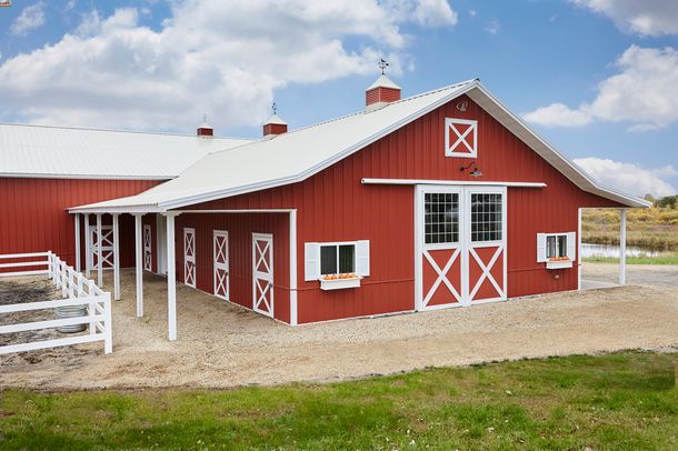 Functional Equine Buildings Loved by Horses, Too
